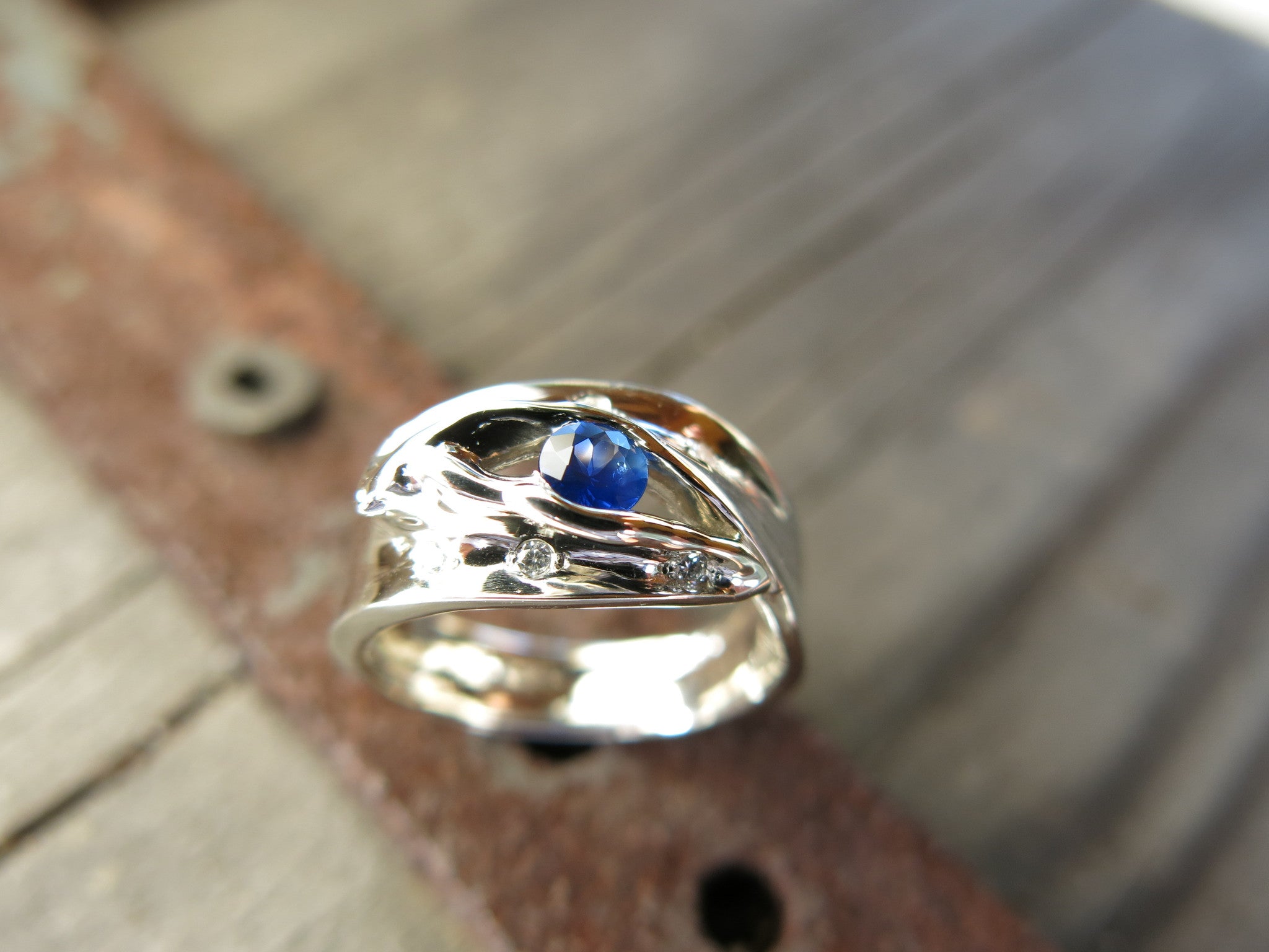 candace lily leaf ring – Vancouver & Canada